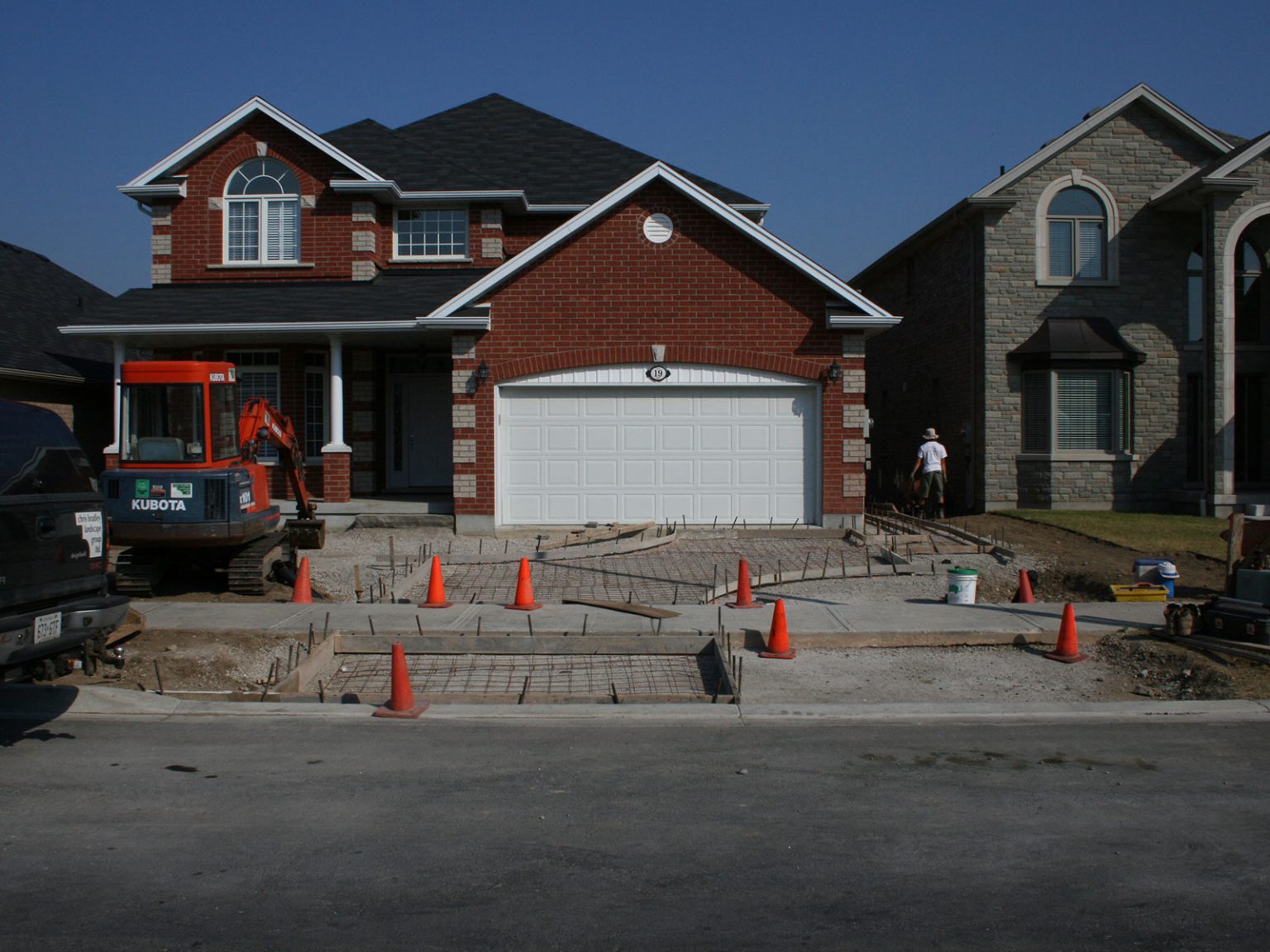 Driveways and Walkways - Chris Bradley Landscape Group